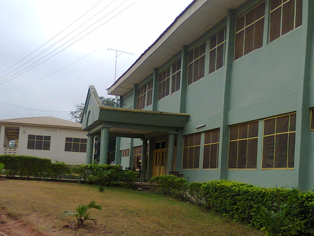 Effiduase Senior High Commercial Gallery | SchoolsInGh.com